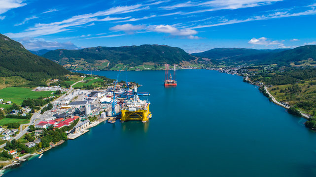 「Olen」の画像 - 64 件の Stock 写真、ベクターおよびビデオ | Adobe Stock