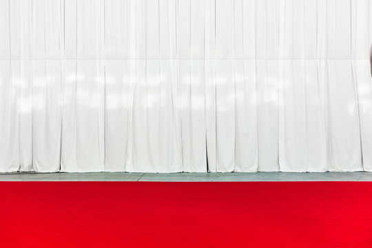 "Roter Teppich" Images – Browse 714 Stock Photos, Vectors, and Video | Adobe Stock