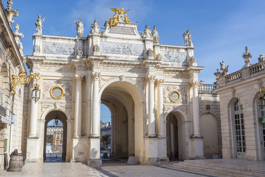 Nancy bilder – Bläddra bland 12,663 stockfoton, vektorer och videor ...