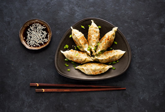 Gyoza Bilder – Durchsuchen 29,370 Archivfotos, Vektorgrafiken und ...