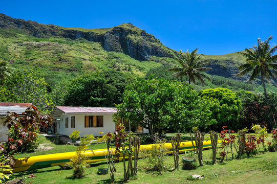 Raivavae Images – Browse 65 Stock Photos, Vectors, and Video | Adobe Stock