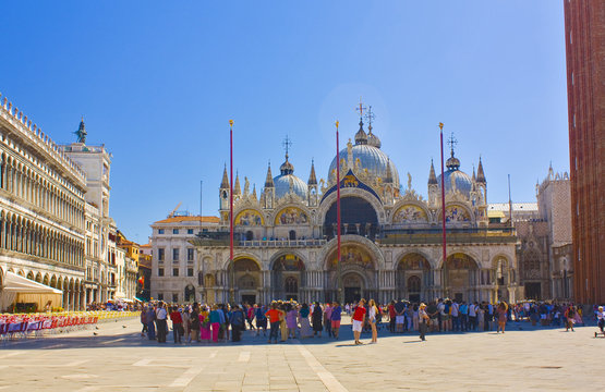 Markus Bilder – Durchsuchen 33,326 Archivfotos, Vektorgrafiken und ...