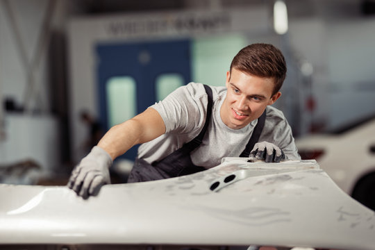 10,684 BESTE Autolackierer BILDER, STOCK-FOTOS & -VEKTORGRAFIKEN ...