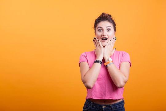 Cheecks Bilder – Durchsuchen 234 Archivfotos, Vektorgrafiken und Videos ...