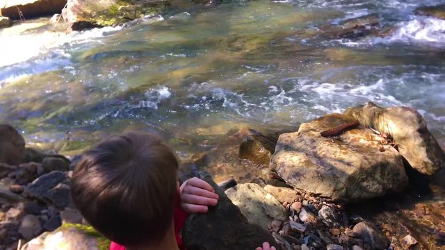 "Throwing Rocks"-Bilder: Stock-Fotos & -Videos. | Adobe Stock