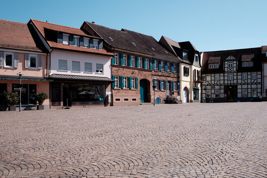 「Dieburg」の写真素材 | 148件の無料イラスト画像 | Adobe Stock