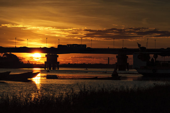 รูปภาพ.Petrolina – เลือกดูภาพถ่ายสต็อก เวกเตอร์ และวิดีโอ193 | Adobe Stock
