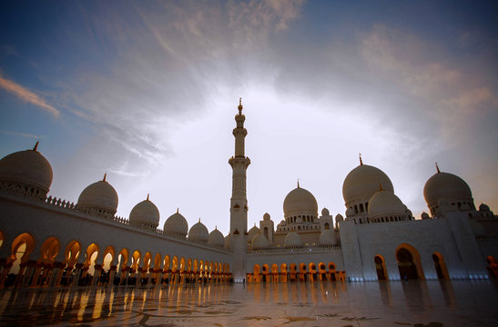 Zayed Bilder – Durchsuchen 19,134 Archivfotos, Vektorgrafiken und ...