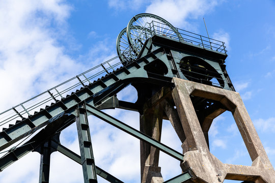 รูปภาพColliery – เลือกดูภาพถ่ายสต็อก เวกเตอร์ และวิดีโอ38,973 | Adobe Stock