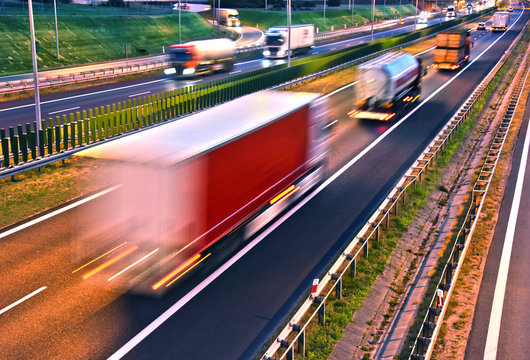 Snelweg Bilder – Durchsuchen 349 Archivfotos, Vektorgrafiken und Videos ...