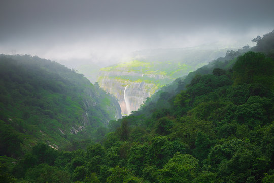 "Western Ghat"-Bilder: Stock-Fotos & -Videos. | Adobe Stock