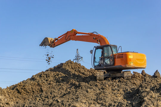 "Excavator Operator" Images – Browse 163 Stock Photos, Vectors, and ...