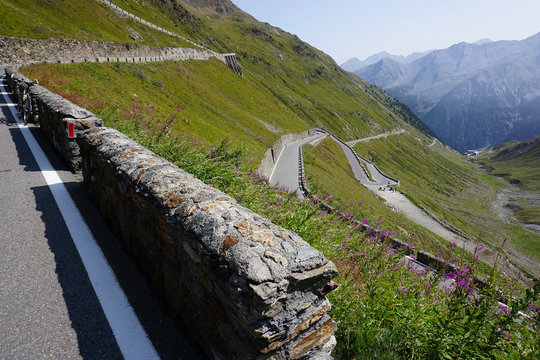 รูปภาพAlpenstrasse – เลือกดูภาพถ่ายสต็อก เวกเตอร์ และวิดีโอ499 | Adobe ...