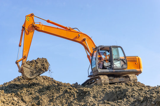 "Excavator Operator" Images – Browse 211 Stock Photos, Vectors, and ...