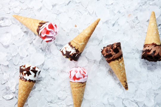 「Softice」の写真素材 | 41件の無料イラスト画像 | Adobe Stock