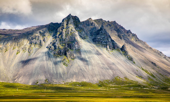รูปภาพSolfatar – เลือกดูภาพถ่ายสต็อก เวกเตอร์ และวิดีโอ314 | Adobe Stock