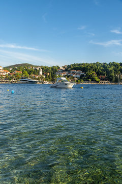 Cavat Images – Browse 50 Stock Photos, Vectors, and Video | Adobe Stock