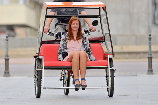 「Riksza」の写真素材 | 42件の無料イラスト画像 | Adobe Stock