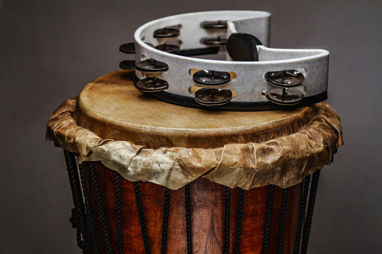 รูปภาพTarambuka – เลือกดูภาพถ่ายสต็อก เวกเตอร์ และวิดีโอ1,895 | Adobe Stock