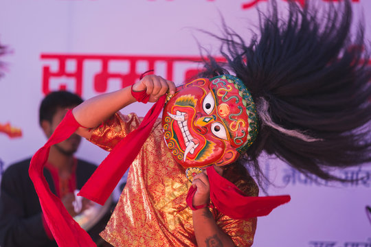 「Lakhe」の写真素材 | 8件の無料イラスト画像 | Adobe Stock