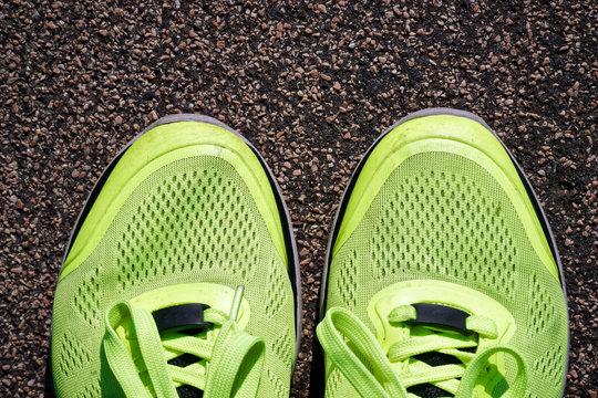 รูปภาพSnikers – เลือกดูภาพถ่ายสต็อก เวกเตอร์ และวิดีโอ332 | Adobe Stock