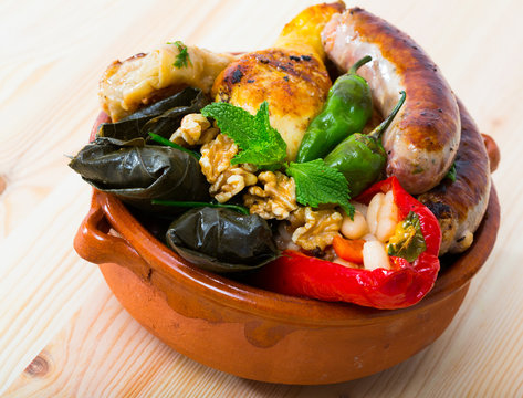 Karnache bilder – Bläddra bland 36 stockfoton, vektorer och videor ...