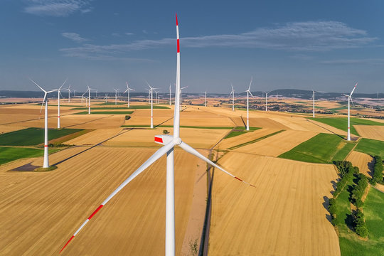 รูปภาพWindpark – เลือกดูภาพถ่ายสต็อก เวกเตอร์ และวิดีโอ116,207 | Adobe ...