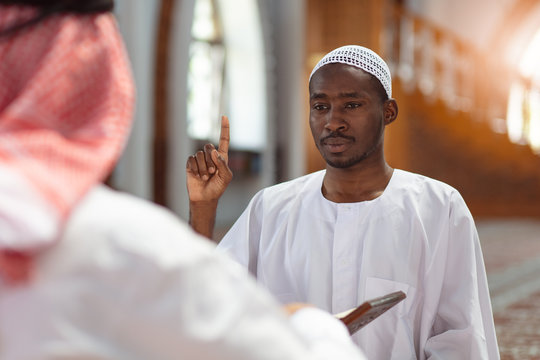 Beseeching bilder – Bläddra bland 11,132 stockfoton, vektorer och ...