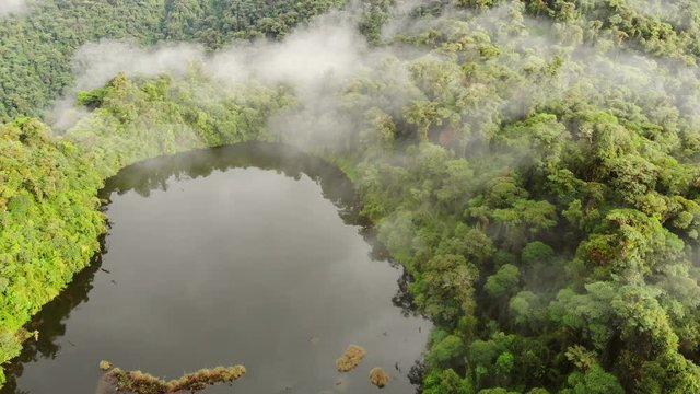 รูปภาพSratovolcano – เลือกดูภาพถ่ายสต็อก เวกเตอร์ และวิดีโอ234 | Adobe ...