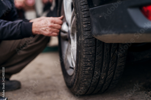 Car Tire Installation