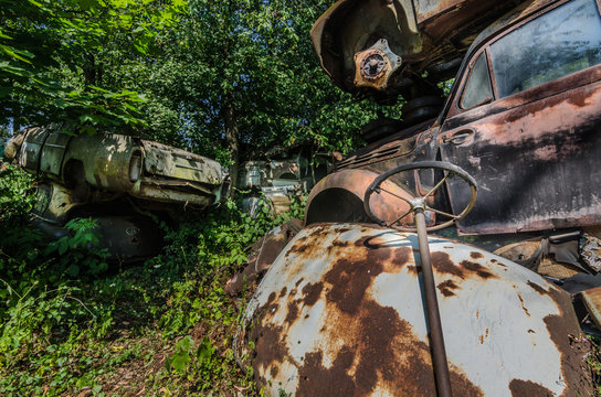 「Autoersatzteile」の写真素材 | 104件の無料イラスト画像 | Adobe Stock