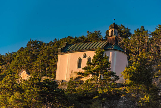 รูปภาพZirl – เลือกดูภาพถ่ายสต็อก เวกเตอร์ และวิดีโอ133 | Adobe Stock