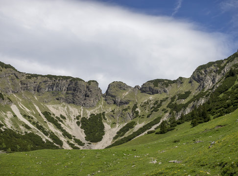 รูปภาพRavins – เลือกดูภาพถ่ายสต็อก เวกเตอร์ และวิดีโอ118 | Adobe Stock