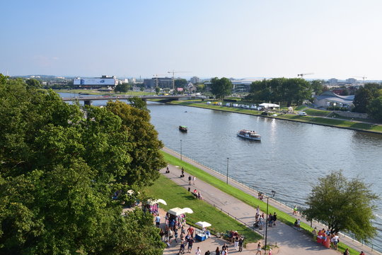 รูปภาพVistule – เลือกดูภาพถ่ายสต็อก เวกเตอร์ และวิดีโอ451 | Adobe Stock