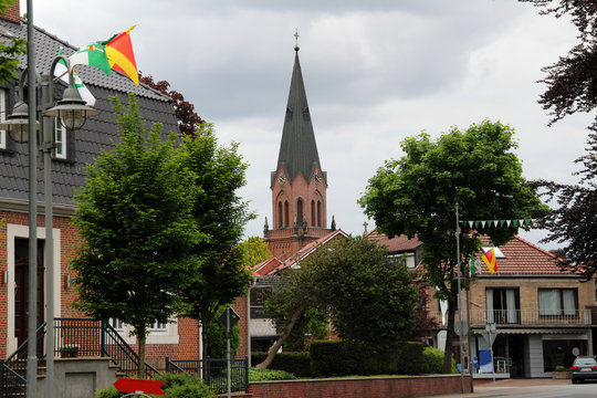 Lathen Bilder – Durchsuchen 83 Archivfotos, Vektorgrafiken und Videos ...