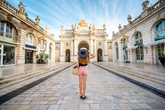 Nancy Bilder – Durchsuchen 12,238 Archivfotos, Vektorgrafiken und ...