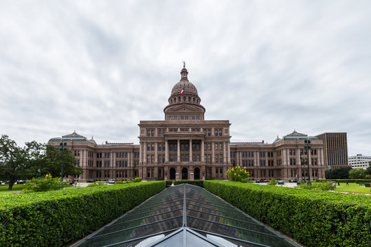 "Capitol Park"-Bilder: Stock-Fotos & -Videos. | Adobe Stock