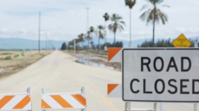 รูปภาพRoadblock – เลือกดูภาพถ่ายสต็อก เวกเตอร์ และวิดีโอ88,526 | Adobe ...