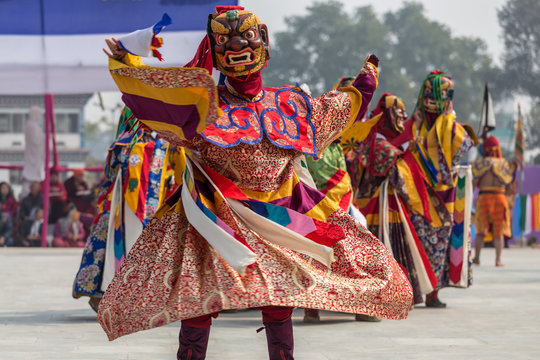 "Mask Dance" Images – Browse 173 Stock Photos, Vectors, and Video ...