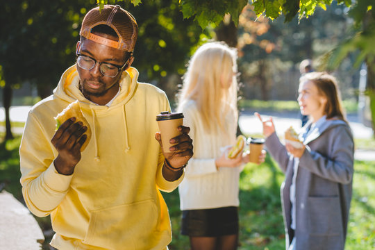 Get-Together bilder – Bläddra bland 5,982 stockfoton, vektorer och ...