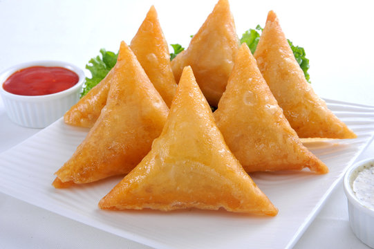 รูปภาพSambusa – เลือกดูภาพถ่ายสต็อก เวกเตอร์ และวิดีโอ20,897 | Adobe Stock