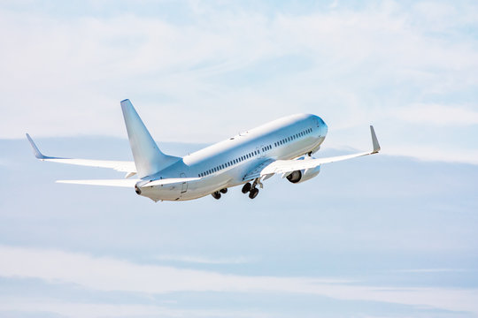 Imágenes de Take-Off: descubre bancos de fotos, ilustraciones, vectores ...