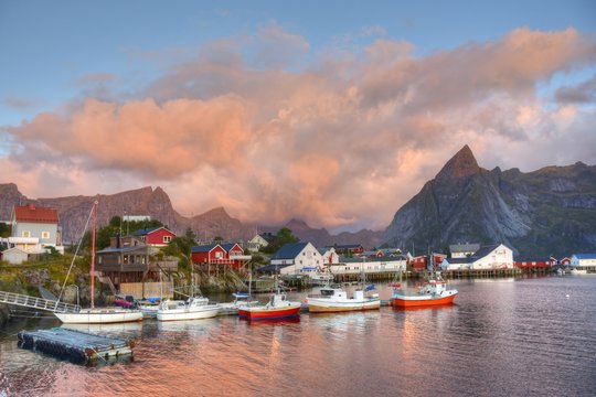 Mosken Bilder – Durchsuchen 485 Archivfotos, Vektorgrafiken und Videos ...