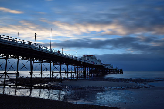 "Worthing Pier" Bilder – Durchsuchen 82 Archivfotos, Vektorgrafiken und ...
