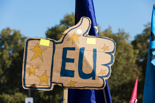 Anti-Brexit-Bilder: Stock-Fotos & -Videos. | Adobe Stock