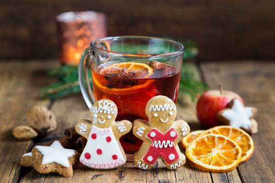 Punsch-Bilder: Stock-Fotos & -Videos. | Adobe Stock