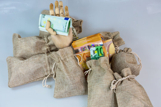 Gehalt bilder – Bläddra bland 22,909 stockfoton, vektorer och videor ...
