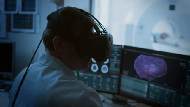 Virtual Reality Doctor Images – Browse 12,292 Stock Photos, Vectors ...