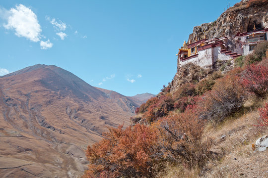 Kyunglung Bilder – Durchsuchen 181 Archivfotos, Vektorgrafiken und ...