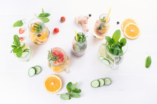 "Detox Water" Bilder – Durchsuchen 1,865 Archivfotos, Vektorgrafiken ...